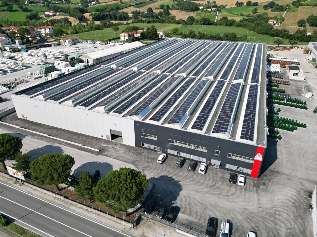Inaugurato impianto fotovoltaico sul tetto del capannone Antonio ...