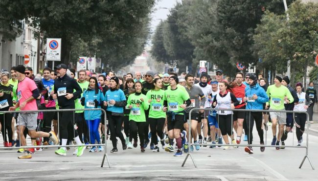 Mezza maratona a Civitanova, sospeso il mercato di sabato | Cronache ...