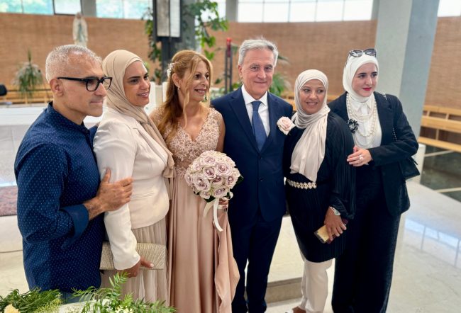 Il “sì” di Ennio Ercoli, ha sposato Joceline Samia (Foto) | Cronache ...