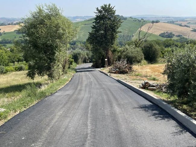 Valchiusa, strada aperta: completati i lavori | Cronache Maceratesi