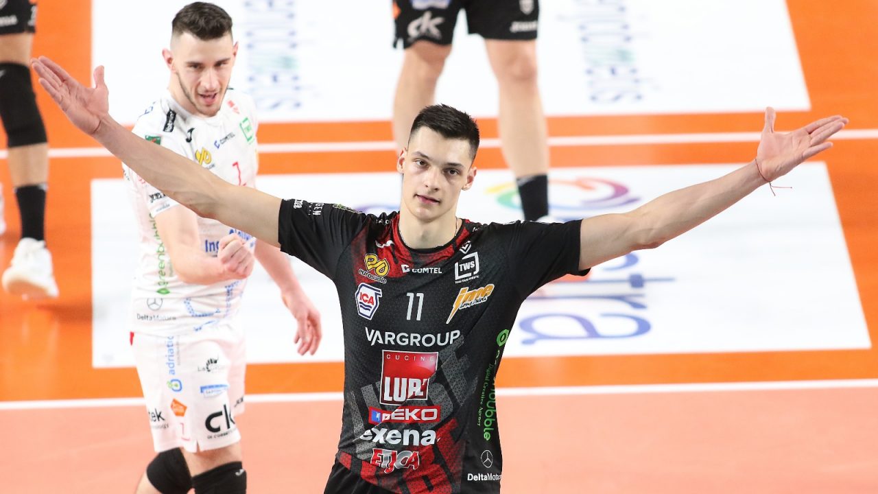 Nikolov carica la Lube: «Siamo una squadra bellissima» | Cronache ...