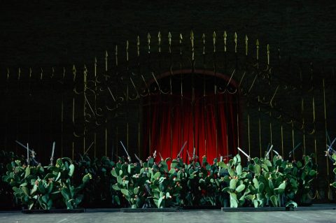 Allo Sferisterio il ritorno del Macbeth: la produzione di Emma Dante ...