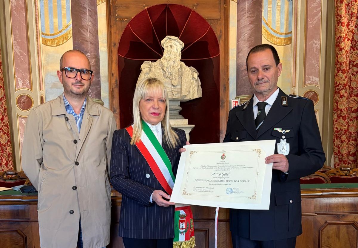 Con la pensione arriva il nuovo distintivo: l’ispettore Marco Gatti ...