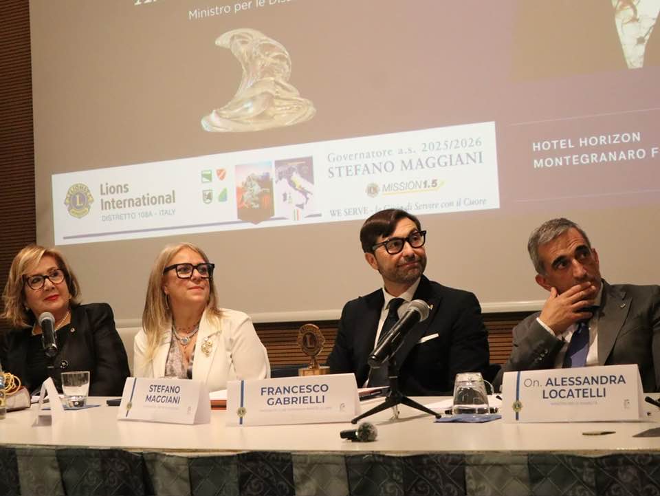 Premio Donna Lions alla Ministra per le disabilità Alessandra Locatelli ...